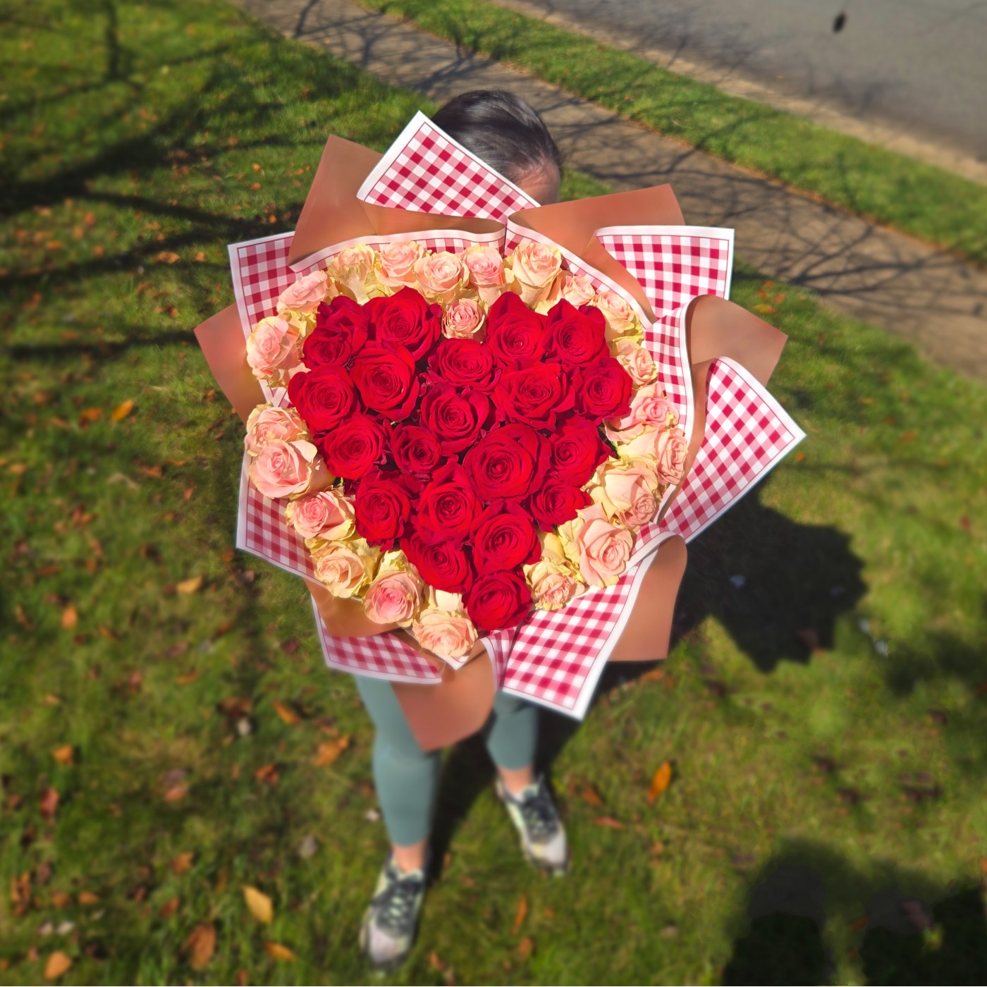Corazón Forever – Wrapped Bouquet | 45–50 Roses | Flower Delivery ...